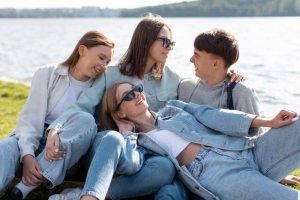 Building Healthy Friendships and Relationships as Teens