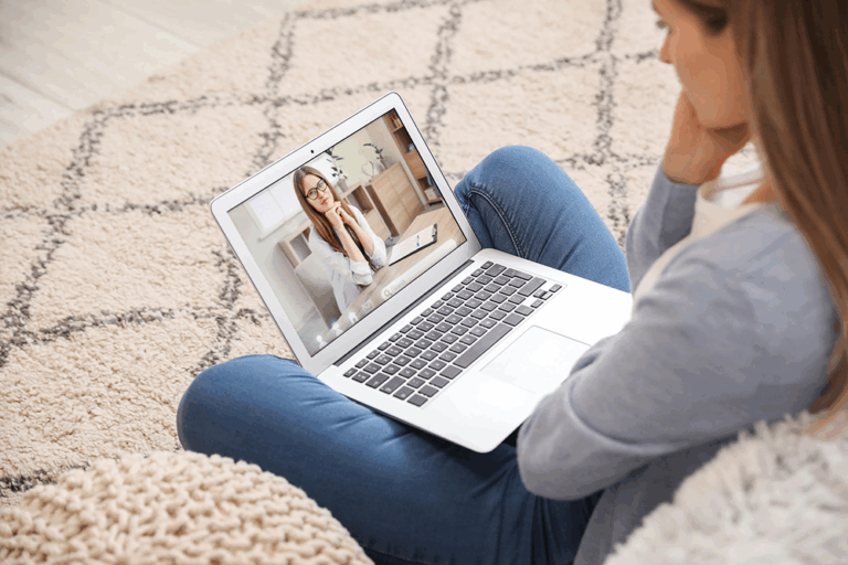 Technology Dependence in Teens: Signs, Risks & Treatment